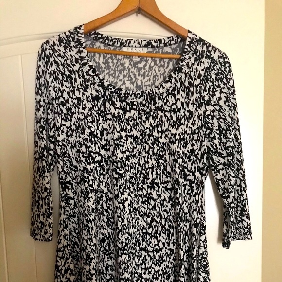 Chaus | Tops | Chaus Black And White Top | Poshmark